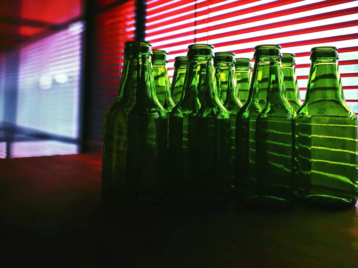 BM Education: College spirits: Surge in campus drinking?