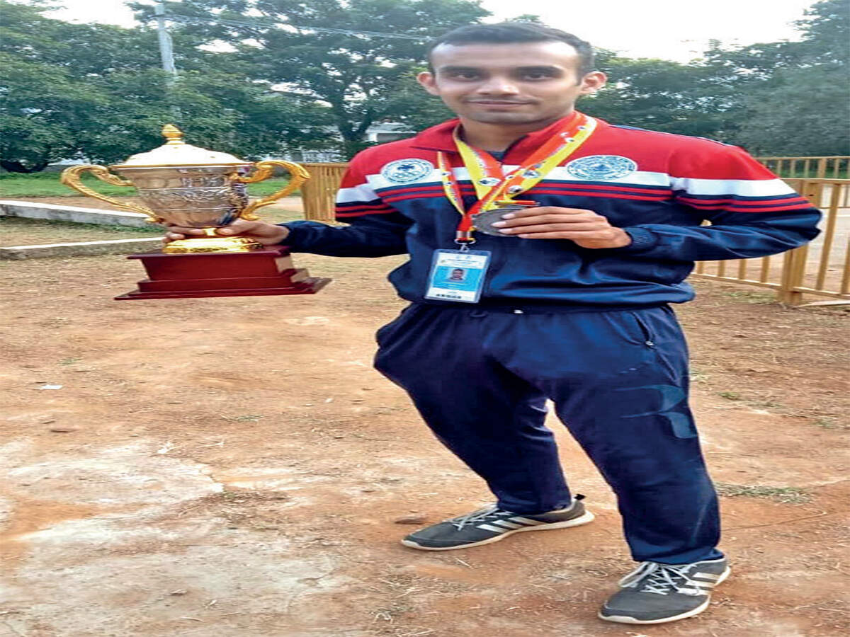 Bengaluru: Boxer rises to fight again