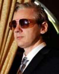 Meet '˜Jew'lian Assange