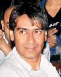 Sanju steps down for his pal Ajay