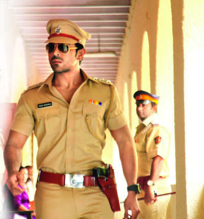 Inspector Vijay returns with a new surname