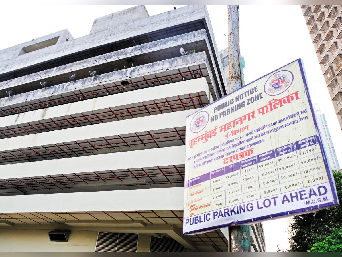 bmc-parking-lot-charges-3-5-times-what-it-should