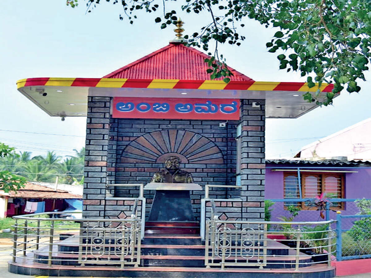 ‘Ambi Amara’ temple for Ambareesh