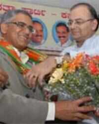 R K Misra joins BJP