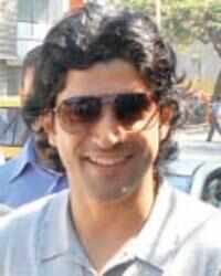 Gulzar's lesson for Farhan