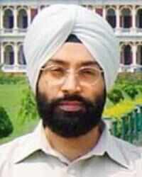 Apart from money, Singh asked for sex: Sources