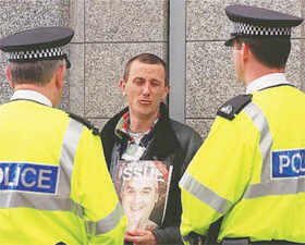 Rude British police officers to face punishment under new law