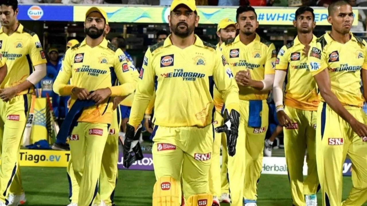 Actor Vijay In Csk