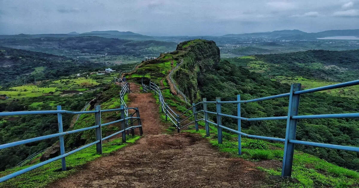Popular treks in Maharashtra for adventure seekers | Times of India