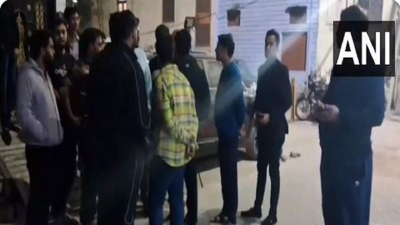 Ambedkar Colony Aya Nagar, New Delhi: Map, Property Rates, Projects ...