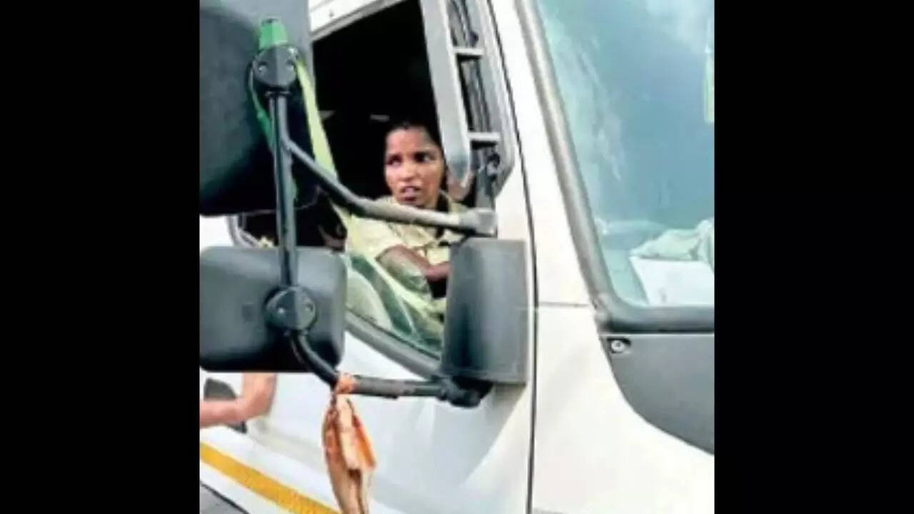 Satal, Kolkata: Map, Property Rates, Projects, Photos, Reviews, Info