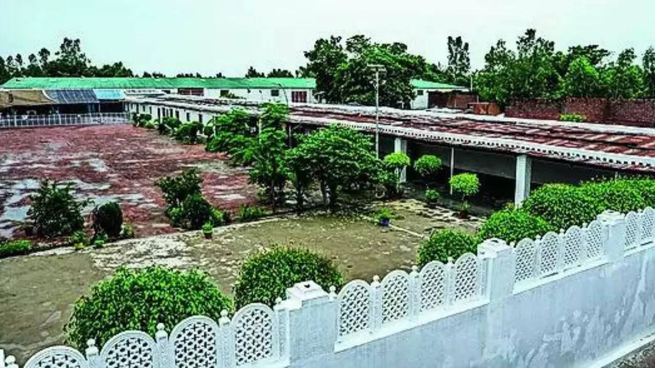 Sector 5, Noida: Map, Property Rates, Projects, Photos, Reviews, Info