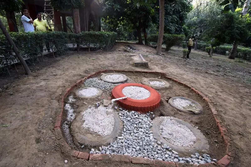 Okhla Phase 3, New Delhi: Map, Property Rates, Projects, Photos ...