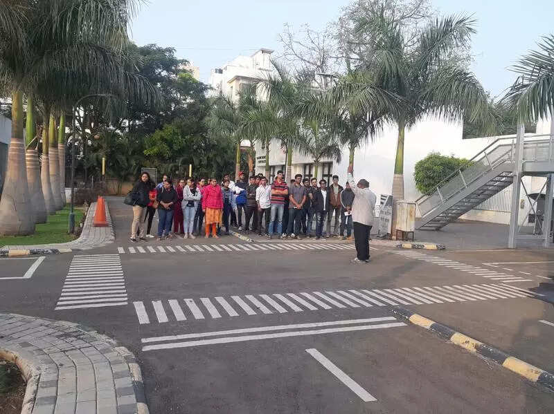 Pathardi Phata, Nashik: Map, Property Rates, Projects, Photos, Reviews ...