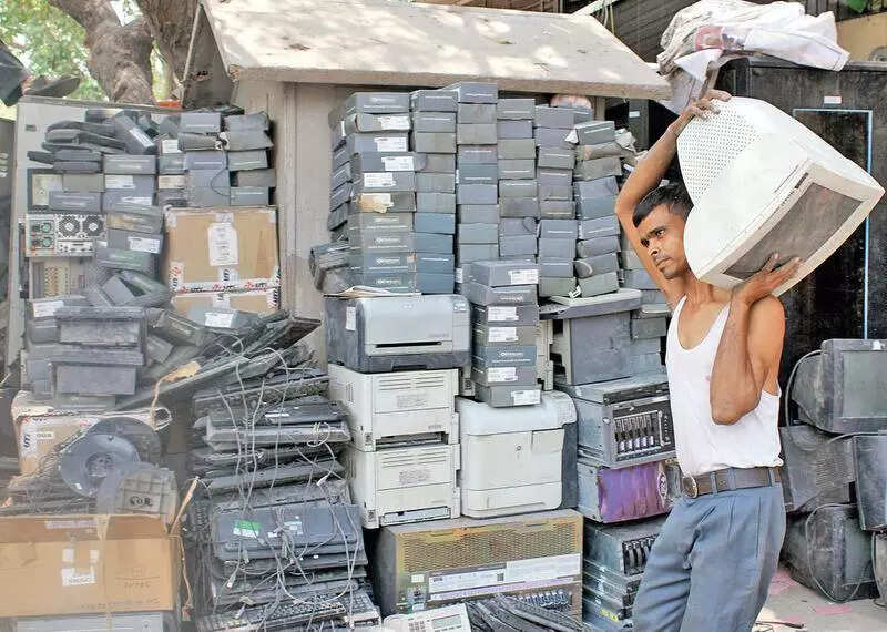 Sector 33, Noida: Map, Property Rates, Projects, Photos, Reviews, Info