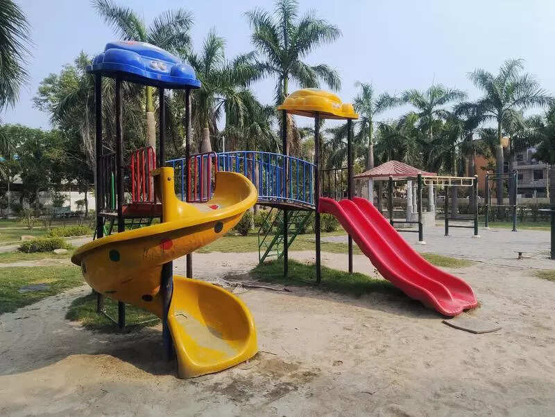 Noida Phase 2, Noida: Map, Property Rates, Projects, Photos, Reviews, Info