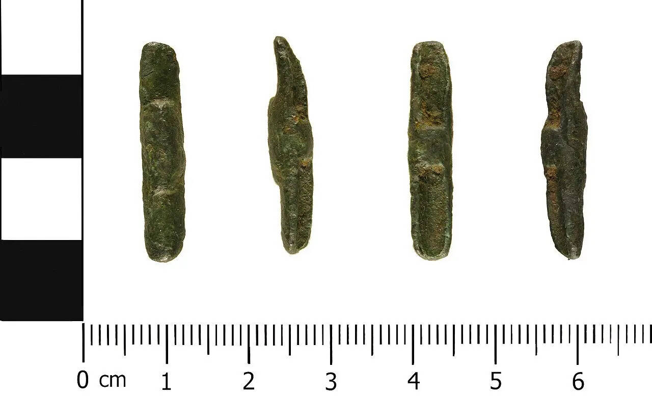 In 2002, a dig near Stonehenge uncovered Britain’s earliest gold ...