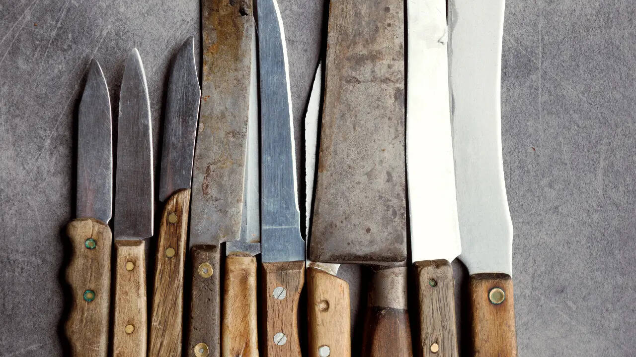 Fssai Advisory On Rusted Knives And Blades: Govt orders food businesses ...