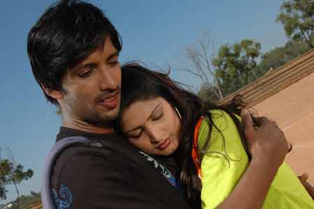 12 AM Movie Review {3/5}: Critic Review of 12 AM by Times of India