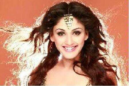 I got to romance Shah Rukh Khan: Manjari Fadnis | Hindi Movie News ...