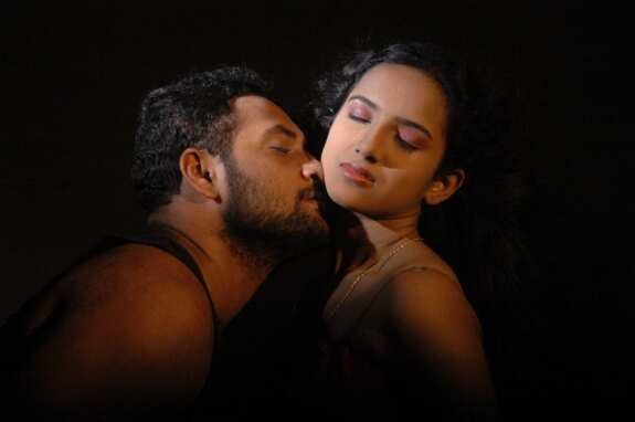 Chuda Chuda Movie Review {.5/5}: Critic Review of Chuda Chuda by Times of India