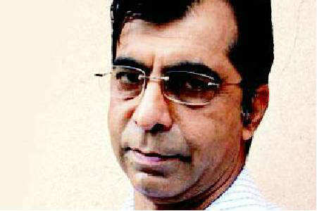 Shrivallabh Vyas: Shrivallabh Vyas: Paralysed and penurious | Hindi ...