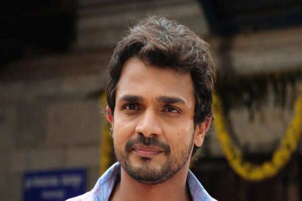 Vijay Raghavendra: Vijay Raghavendra to croon for Fair N Lovely ...
