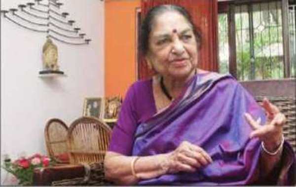 Maya Rao: Maya Rao took forbidden dance to a new level | Kannada Movie ...