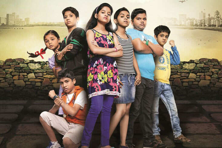 Aatli Batli Phutli Movie Review {2.5/5}: Critic Review of Aatli Batli ...