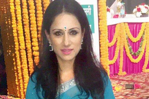 Rouble Nagi: Artist Rouble Nagi receives Nari Samman Award in Delhi ...