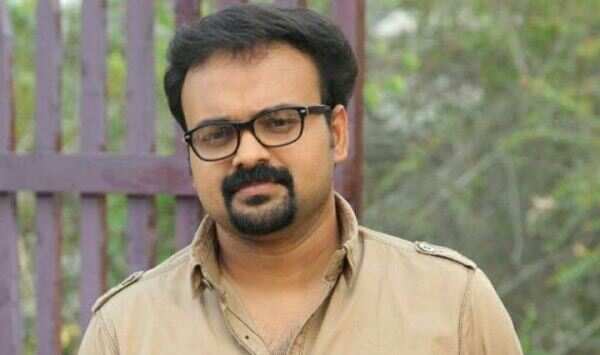 Valiya Chirakulla Pakshikal Movie Review {3/5}: Critic Review of Valiya ...