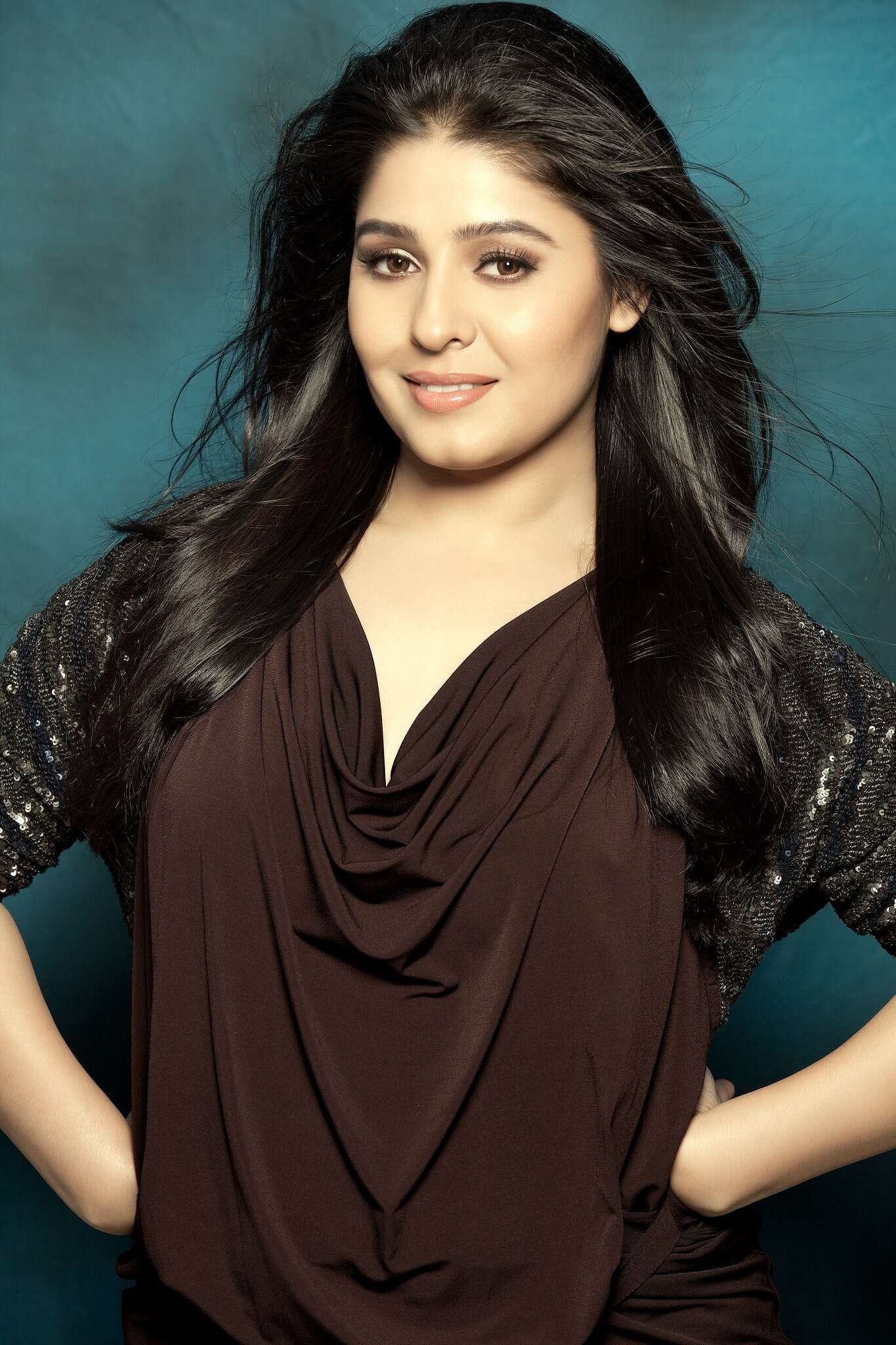 Sunidhi Chauhan Meri Awaz Suno