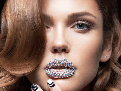 Look your best with crystal make-up - Times of India