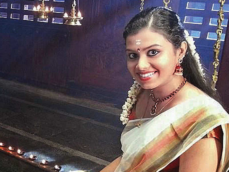 Asianet Serial Actress Sthreedhanam