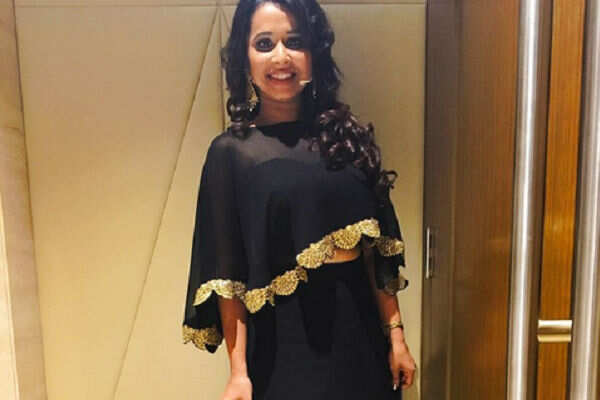 Shreya Bugde: Shreya Bugde flaunts a glamorous avatar - Times of India