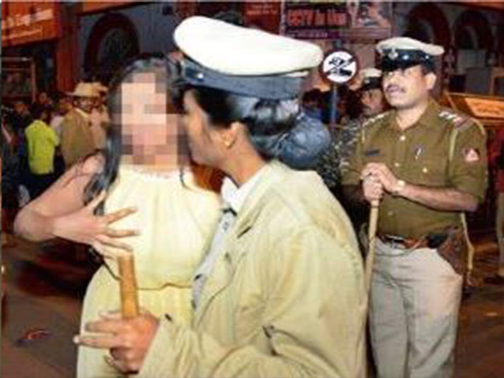 R V Deshpande: Large and medium scale industries minister R V Deshpande ...