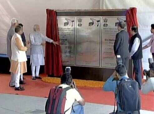 PM Modi inaugurates India's longest road tunnel in J&K - Times of India ...