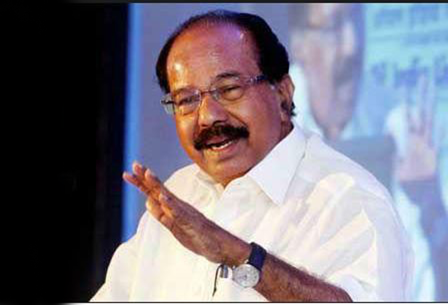 Veerappa Moily: Congress’s Veerappa Moily backs EVMs, calls opposition ...