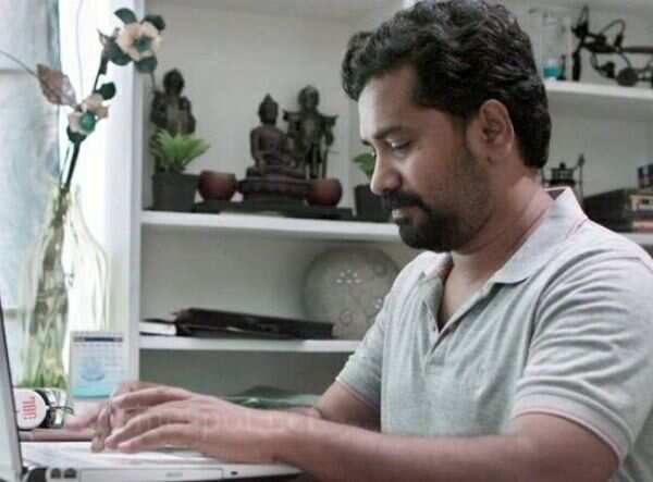 Lens Movie Review {3/5}: Critic Review of Lens by Times of India