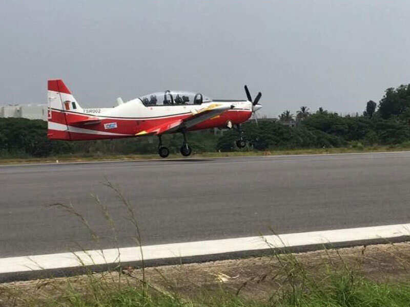 Hindustan Turbo Trainer-40: Maiden flight of 2nd prototype completed ...