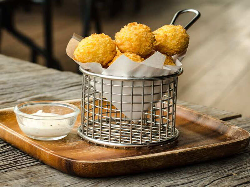 10 heavenly snacks that all cheese lovers must have