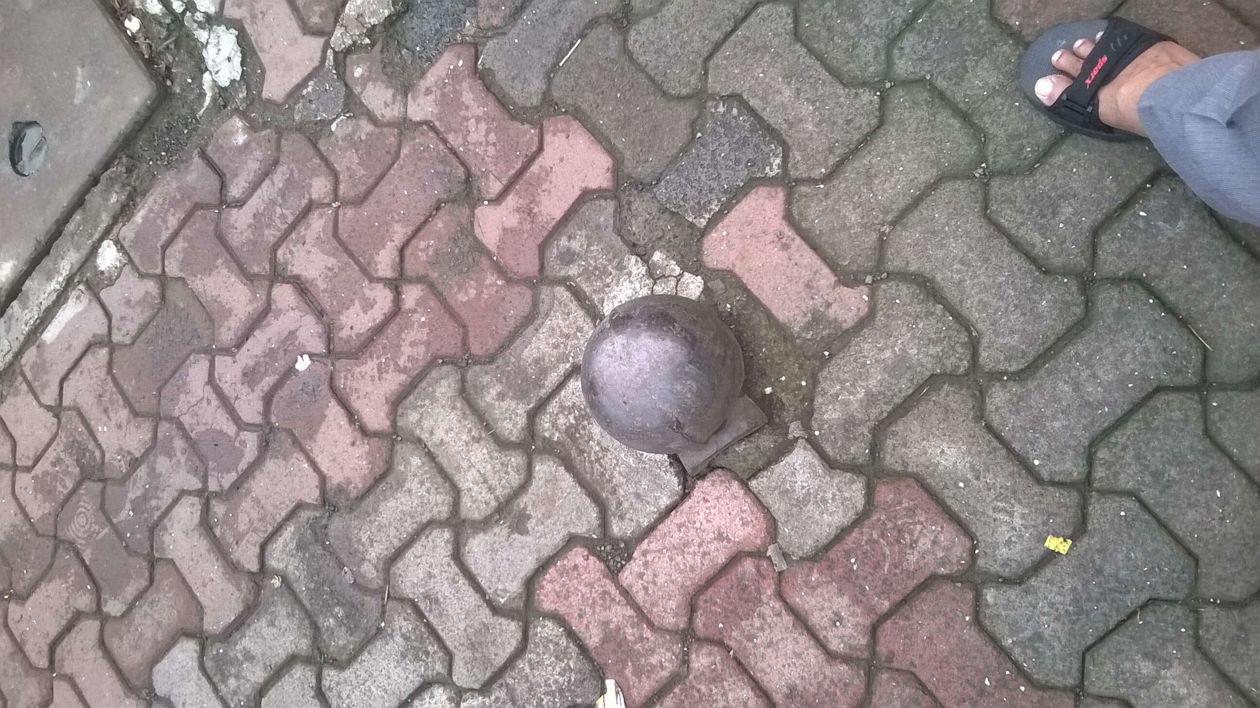 A Hidden Fire Hydrant in Vashi - Times of India