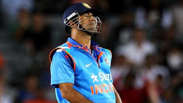 Social Humour: Twitter sees funny side of Dhoni 'losing' his finishing ...