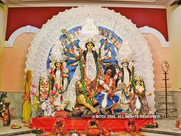 Doonites dance to dhak beats at Durga Puja celebration this year ...