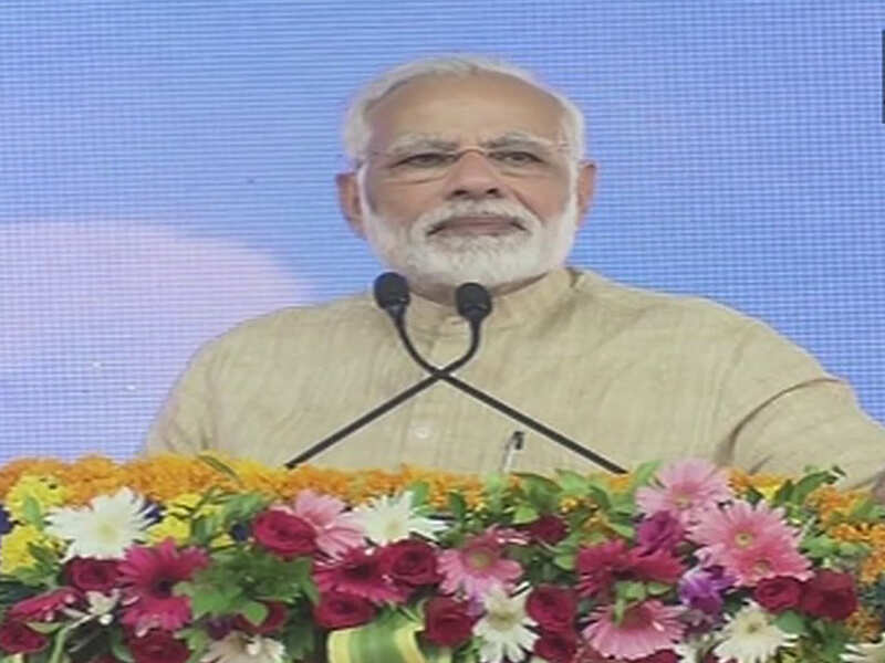 modi: PM Modi holds roadshow in birthplace Vadnagar | India News ...