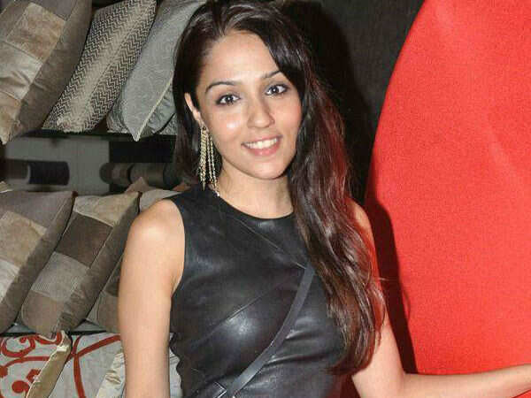 We're together, says Lekha - Times of India