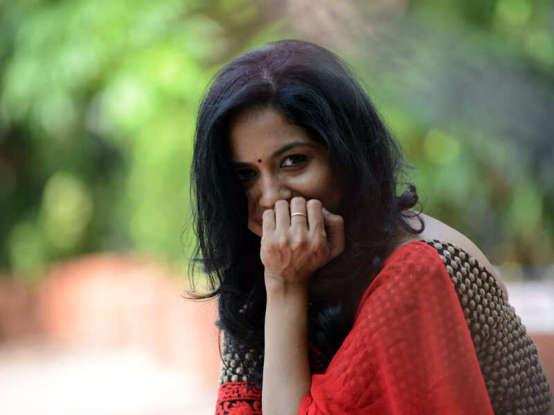 Singer Sunitha Slams Gossips And Posts Emotionally On Social Media