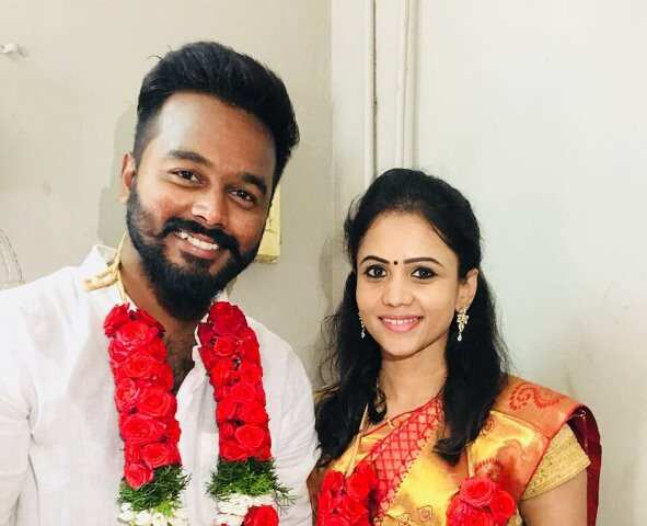 Television host Manimegalai ties the knot! - Times of India