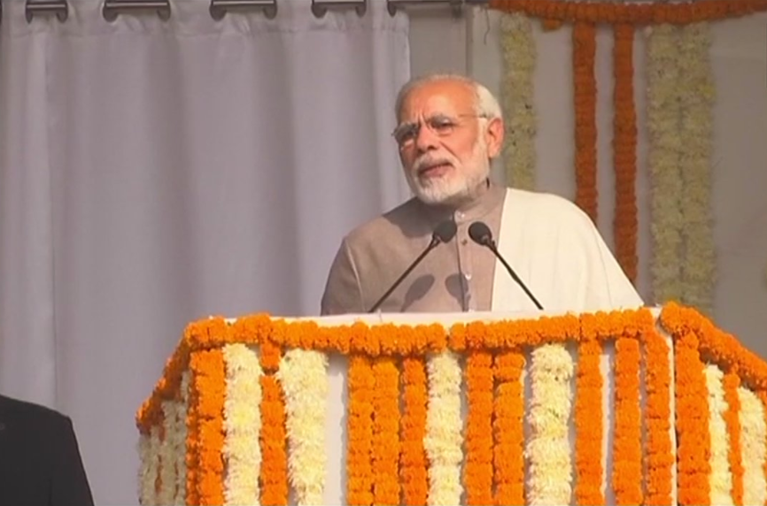 PM Modi inaugurates Delhi Metro's Magenta line : On December 24, 2002 ...