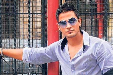 Kunal Kemmu: Relationships are complicated: Kunal | Hindi Movie News ...